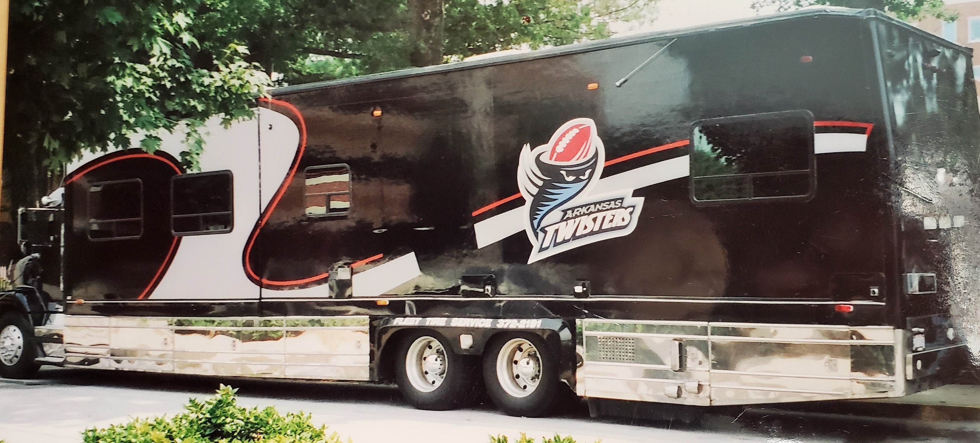 Documents | Positive Atmosphere Reaches Kids