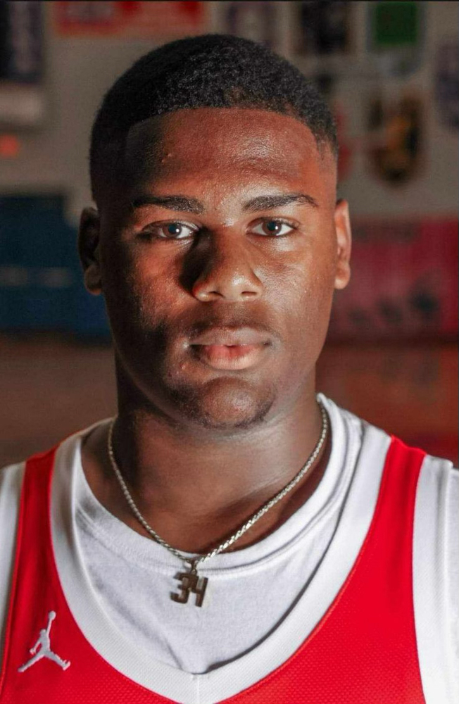 PHS Senior Deandre Berry Scored His 1 000th Point With The Boy s Team PHS Senior Deandre Berry Scored His 1 000th Point With The Boy s Team