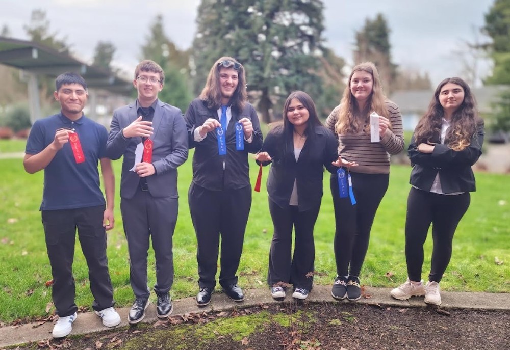 HeLa Speech/Debate Results | Forks High School